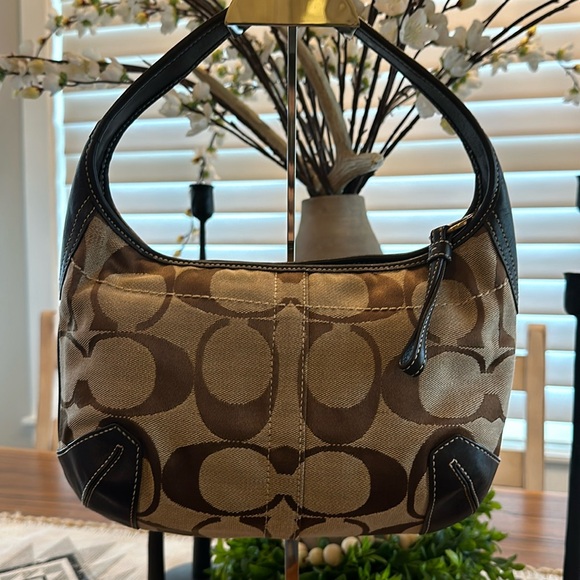 Coach | Bags | Coach Signature Handbag Euc | Poshmark